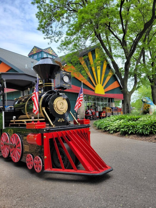 Train/Carousel Crew - Henry Vilas Zoo
